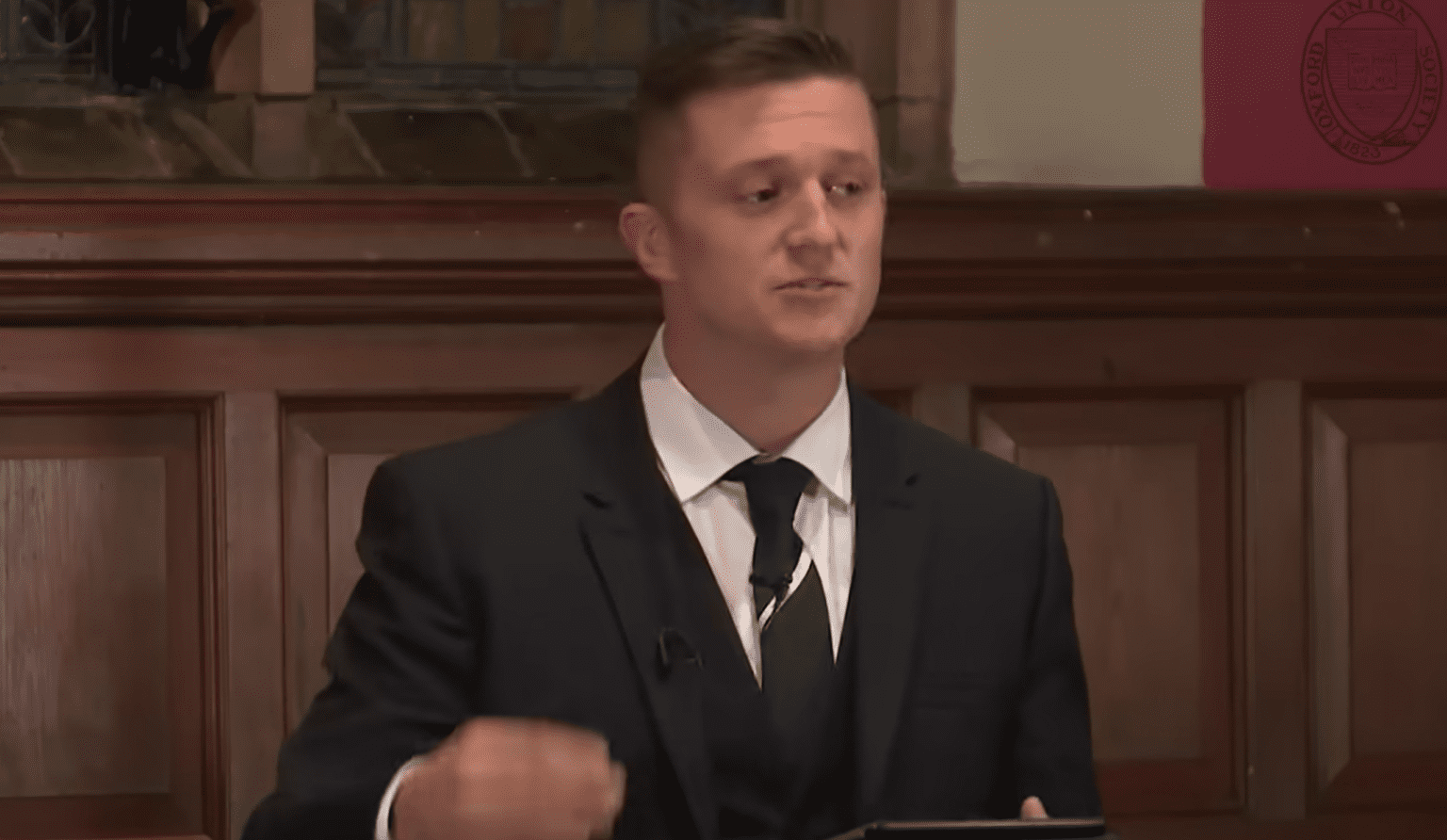 Oxford Union rolls out red carpet for Tommy Robinson - in secret ...